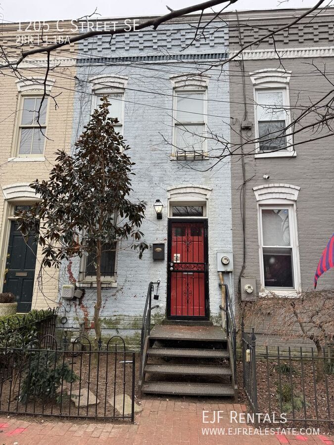 1205 C Street SE Washington, DC 20003 | EJF Rentals (Live)